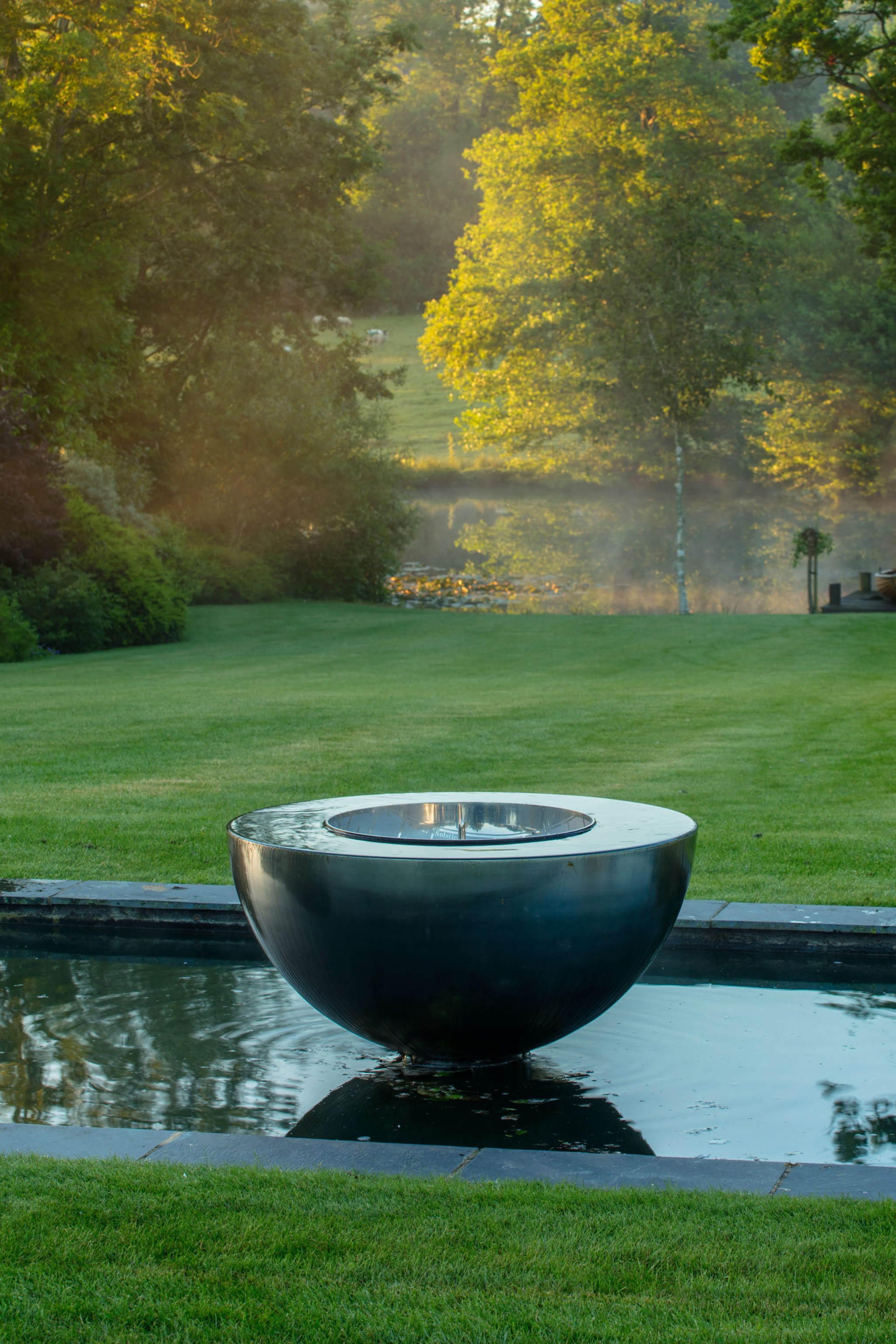 Contemporary Sculptures, Water Fountains & Sundials - David Harber US