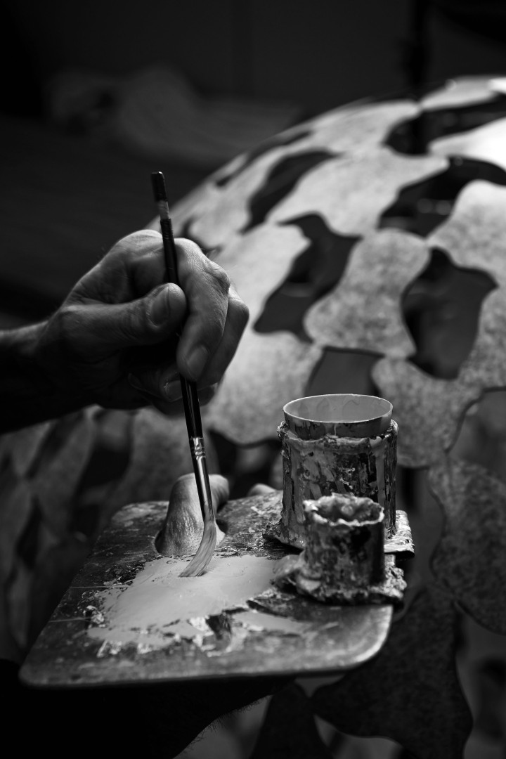 Contemporary Sculptures, Water Fountains & Sundials - David Harber US